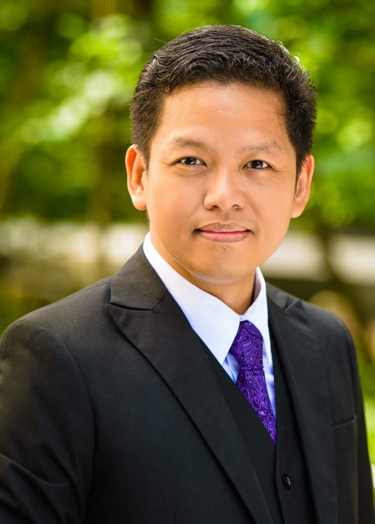 Leo Castillo - GLOBIS Insights